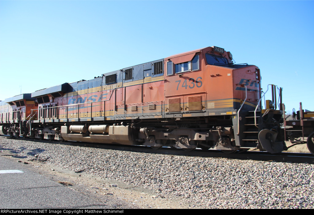 BNSF 7436